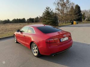 Red Audi A5 2007 in Vilnius, with an engine capacity of 2.97 L and mileage of 317 thousand km for 3900 €, photo 13 on AUTOMOTO.COM.LV