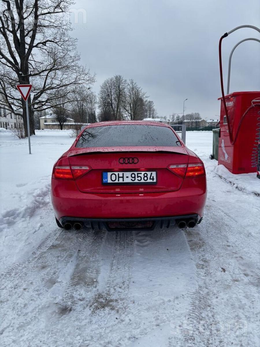 Red Audi A5 2008 in Jelgava, with an engine capacity of 3.00 L and mileage of 320 thousand km for 8900 €, photo 6 on AUTOMOTO.COM.LV