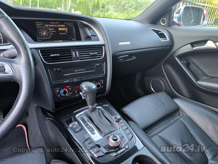 Красный Ауди А5 2009 в Тарту, объемом двигателя 3.00 л и пробегом 293 тыс. км за 7990 €, фото 23 на AUTOMOTO.COM.LV