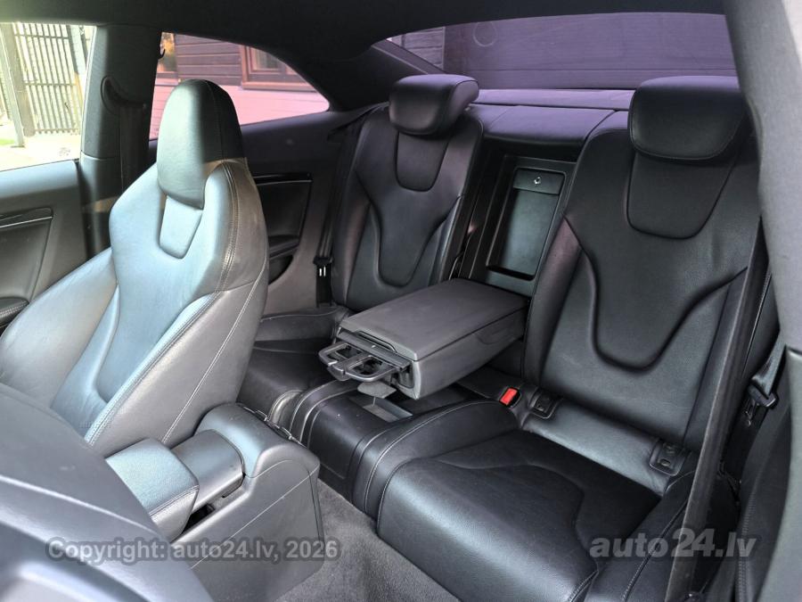 Красный Ауди А5 2009 в Тарту, объемом двигателя 3.00 л и пробегом 293 тыс. км за 7990 €, фото 25 на AUTOMOTO.COM.LV