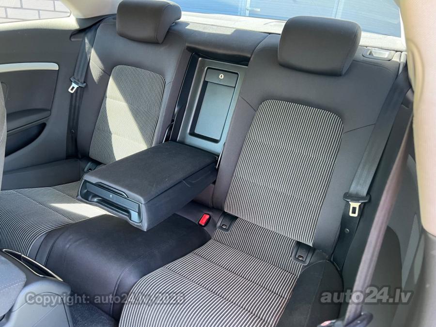 Sarkans Audi A5 2009 Paide, ar dzinēja tilpumu 2.00 L un nobraukumu 221 tūkst. km par 5990 €, foto 21 vietnē AUTOMOTO.COM.LV