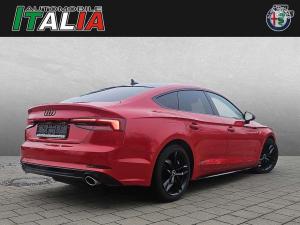 Red Audi A5 2018 in Kaunas, with an engine capacity of 2.00 L and mileage of 83 thousand km for 25943 €, photo 2 on AUTOMOTO.COM.LV
