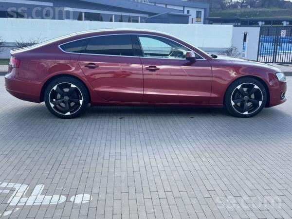 Red Audi A5 2010 in Rezekne, with an engine capacity of 2.00 L and mileage of 0 thousand km for 8050 €, photo 5 on AUTOMOTO.COM.LV
