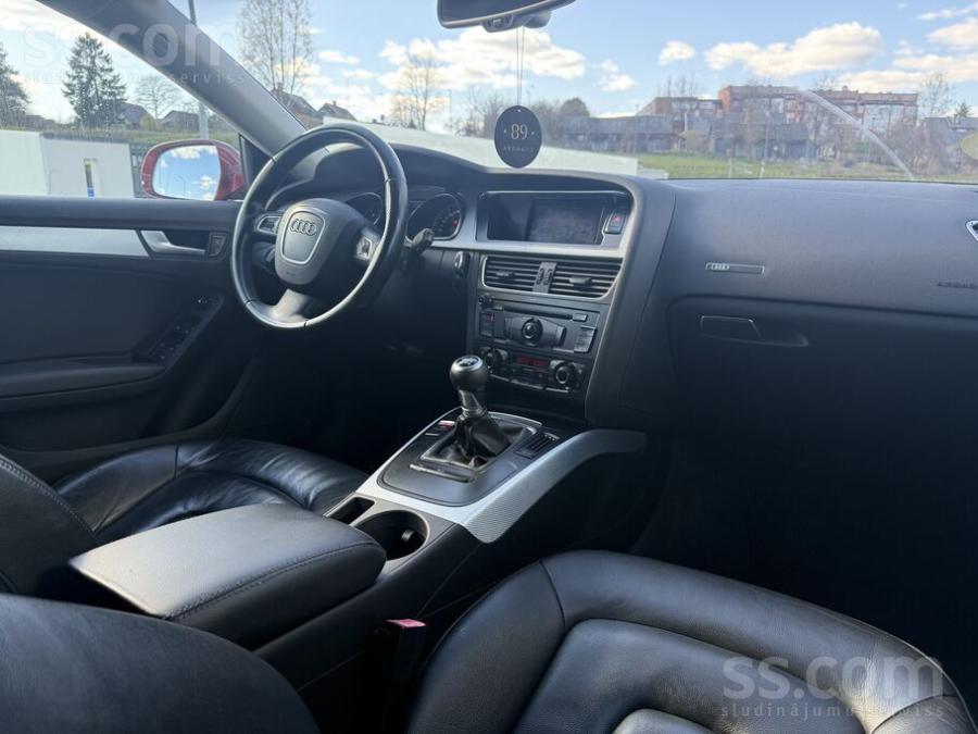Sarkans Audi A5 2010 Rēzekne, ar dzinēja tilpumu 2.00 L un nobraukumu 0 tūkst. km par 8050 €, foto 10 vietnē AUTOMOTO.COM.LV
