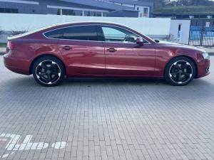 Sarkans Audi A5 2010 Rēzekne, ar dzinēja tilpumu 2.00 L un nobraukumu 293 tūkst. km par 8150 €, foto 6 vietnē AUTOMOTO.COM.LV