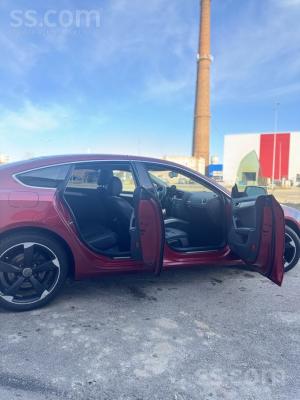 Sarkans Audi A5 2010 Rēzekne, ar dzinēja tilpumu 2.00 L un nobraukumu 0 tūkst. km par 6800 €, foto 6 vietnē AUTOMOTO.COM.LV