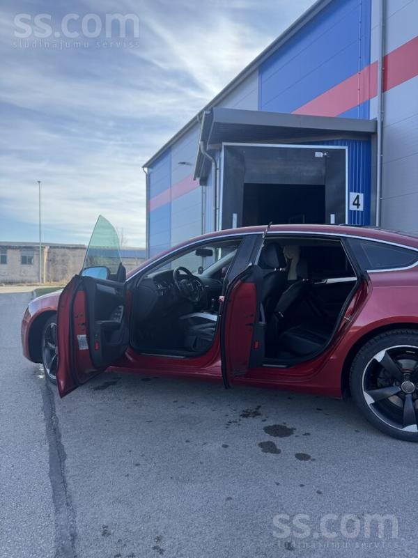Sarkans Audi A5 2010 Rēzekne, ar dzinēja tilpumu 2.00 L un nobraukumu 0 tūkst. km par 6800 €, foto 6 vietnē AUTOMOTO.COM.LV