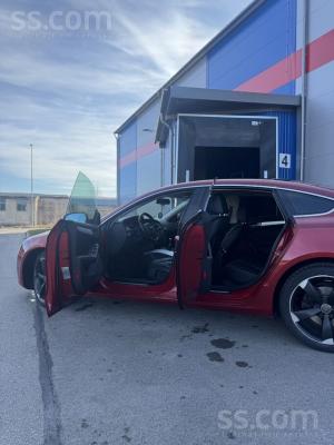 Sarkans Audi A5 2010 Rēzekne, ar dzinēja tilpumu 2.00 L un nobraukumu 0 tūkst. km par 6800 €, foto 7 vietnē AUTOMOTO.COM.LV