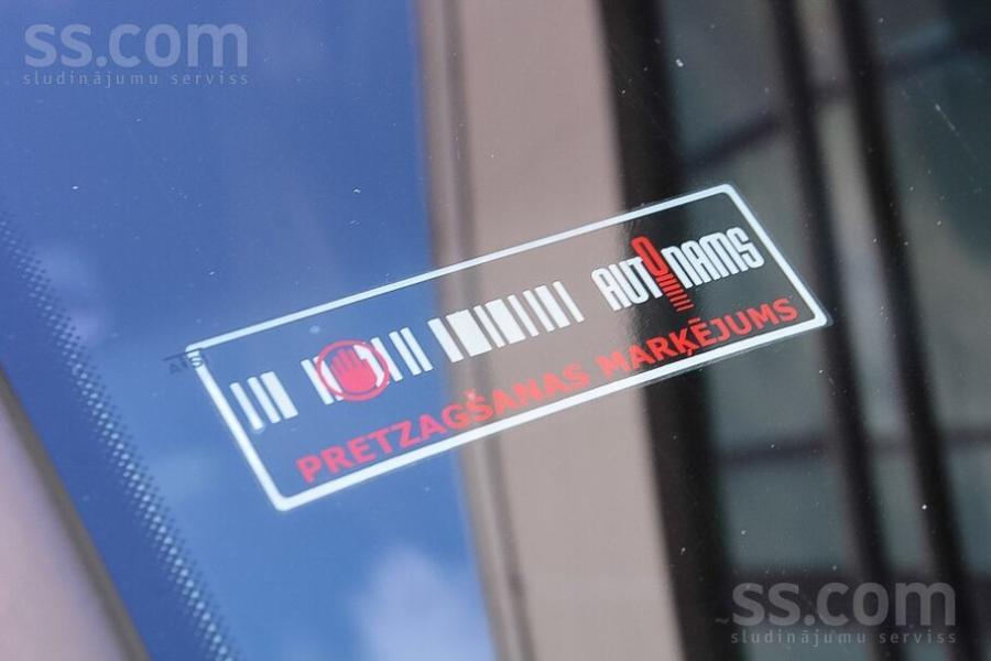 Red Audi A5 2013 in Riga, with an engine capacity of 2.00 L and mileage of 241 thousand km for 11500 €, photo 22 on AUTOMOTO.COM.LV