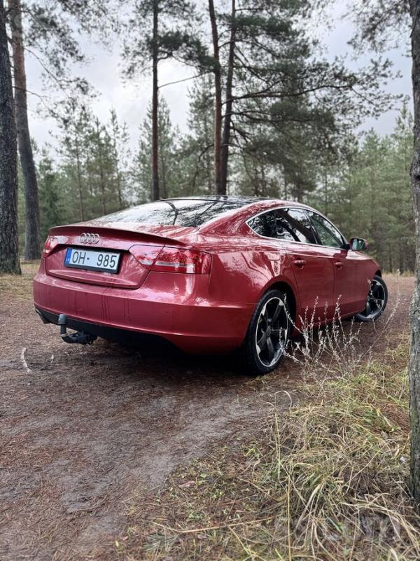 Red Audi A5 2010 in Rezekne, with an engine capacity of 2.00 L and mileage of 0 thousand km for 8200 €, photo 3 on AUTOMOTO.COM.LV