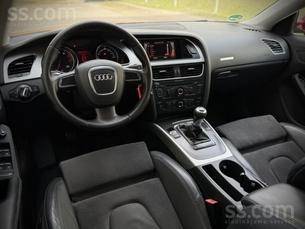 Red Audi A5 2010 in Tukums, with an engine capacity of 2.00 L and mileage of 174 thousand km for 8490 €, photo 5 on AUTOMOTO.COM.LV