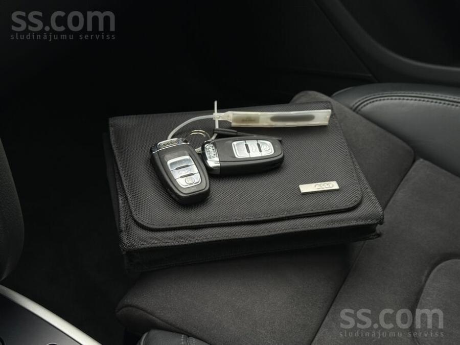 Red Audi A5 2010 in Tukums, with an engine capacity of 2.00 L and mileage of 174 thousand km for 8490 €, photo 16 on AUTOMOTO.COM.LV