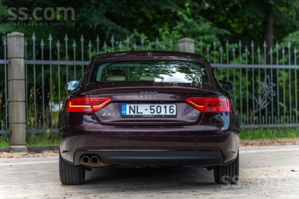 Red Audi A5 2015 in Riga, with an engine capacity of 2.00 L and mileage of 188 thousand km for 12000 €, photo 8 on AUTOMOTO.COM.LV