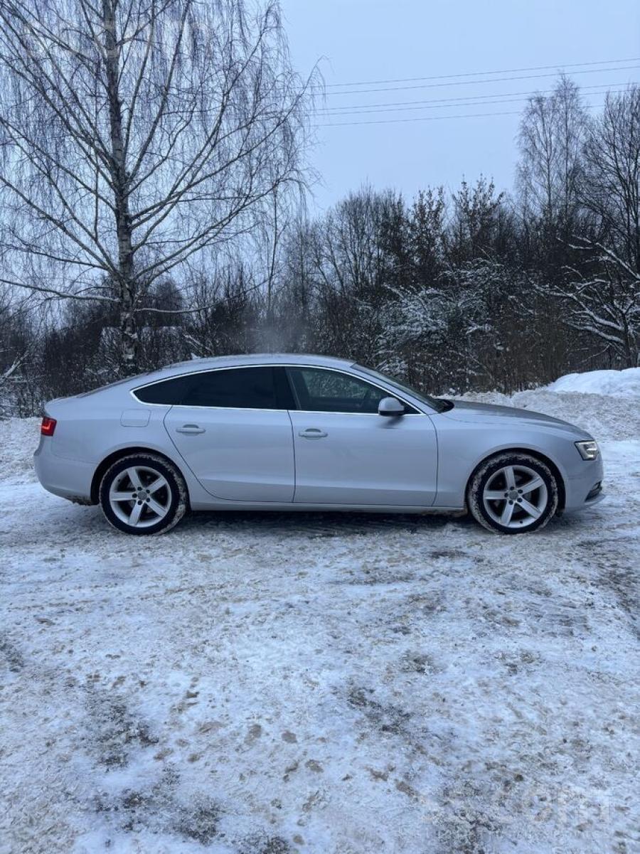 Audi A5 2013 in Rezekne, with an engine capacity of 2.00 L and mileage of 289 thousand km for 8700 €, photo 4 on AUTOMOTO.COM.LV