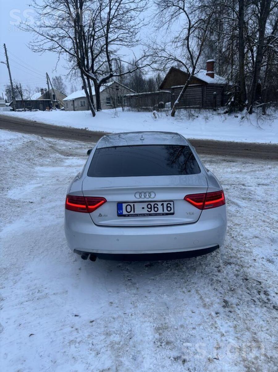 Audi A5 2013 in Rezekne, with an engine capacity of 2.00 L and mileage of 289 thousand km for 8700 €, photo 6 on AUTOMOTO.COM.LV