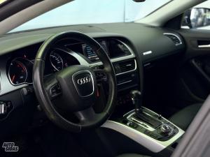 Melns Audi A5 Sportback 2011 Avižieniai, ar dzinēja tilpumu 2.00 L un nobraukumu 272 tūkst. km par 8990 €, foto 9 vietnē AUTOMOTO.COM.LV