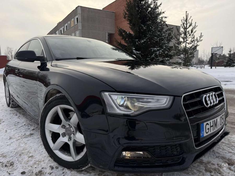 Black Audi A5 Sportback 2013 in Kaunas, with an engine capacity of 2.00 L and mileage of 200 thousand km for 8750 €, photo 2 on AUTOMOTO.COM.LV