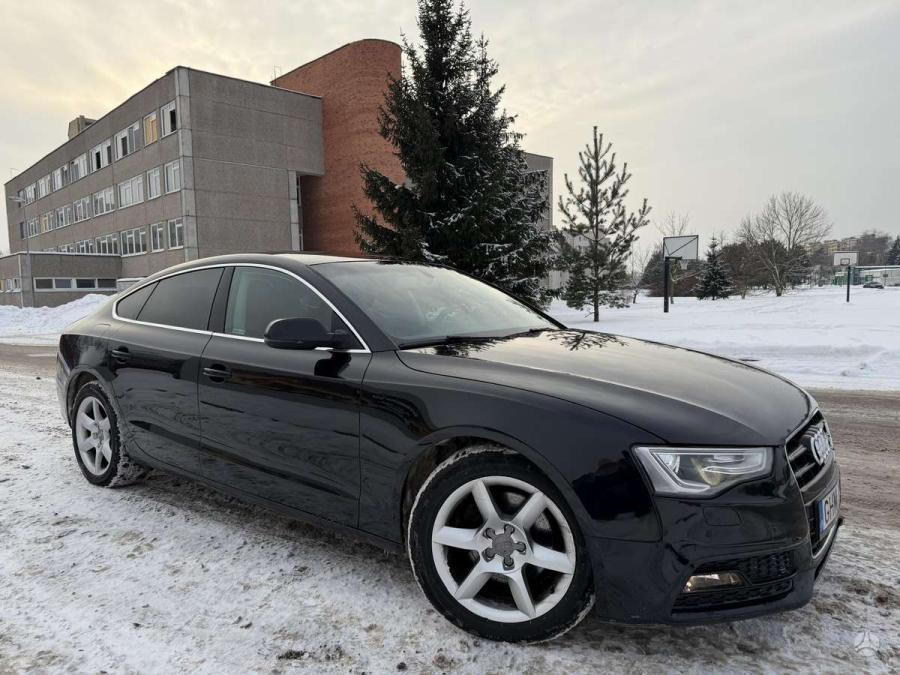 Black Audi A5 Sportback 2013 in Kaunas, with an engine capacity of 2.00 L and mileage of 200 thousand km for 8750 €, photo 20 on AUTOMOTO.COM.LV
