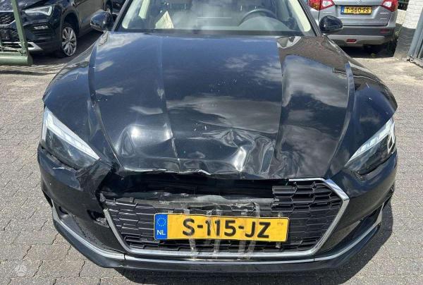 Black Audi A5 Sportback 2023 in Kaunas, with an engine capacity of 2.00 L and mileage of 84 thousand km for 20449 €, photo 2 on AUTOMOTO.COM.LV