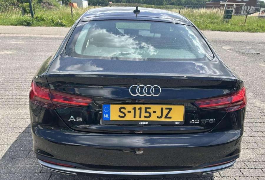 Black Audi A5 Sportback 2023 in Kaunas, with an engine capacity of 2.00 L and mileage of 84 thousand km for 20449 €, photo 6 on AUTOMOTO.COM.LV