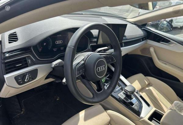Black Audi A5 Sportback 2023 in Kaunas, with an engine capacity of 2.00 L and mileage of 84 thousand km for 20449 €, photo 8 on AUTOMOTO.COM.LV