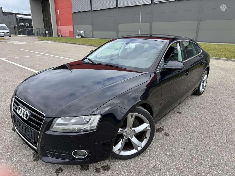 Black Audi A5 Sportback 2009 in Prienai, with an engine capacity of 2.97 L and mileage of 300 thousand km for 6700 €, photo 1 on AUTOMOTO.COM.LV