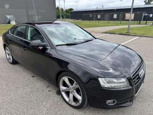 Black Audi A5 Sportback 2009 in Prienai, with an engine capacity of 2.97 L and mileage of 300 thousand km for 6700 €, photo 3 on AUTOMOTO.COM.LV