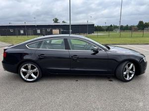 Black Audi A5 Sportback 2009 in Prienai, with an engine capacity of 2.97 L and mileage of 300 thousand km for 6700 €, photo 7 on AUTOMOTO.COM.LV