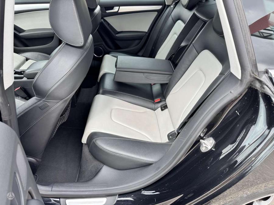 Black Audi A5 Sportback 2009 in Prienai, with an engine capacity of 2.97 L and mileage of 300 thousand km for 6700 €, photo 21 on AUTOMOTO.COM.LV