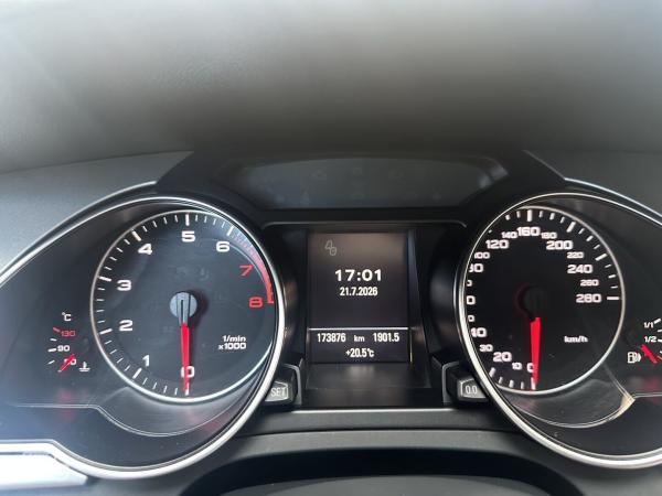 Черный Ауди A5 Sportback 2009 в Каунас, объемом двигателя 2.00 л и пробегом 174 тыс. км за 4250 €, фото 8 на AUTOMOTO.COM.LV