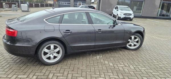 Черный Ауди A5 Sportback 2010 в Таураге, объемом двигателя 1.97 л и пробегом 290 тыс. км за 5950 €, фото 11 на AUTOMOTO.COM.LV