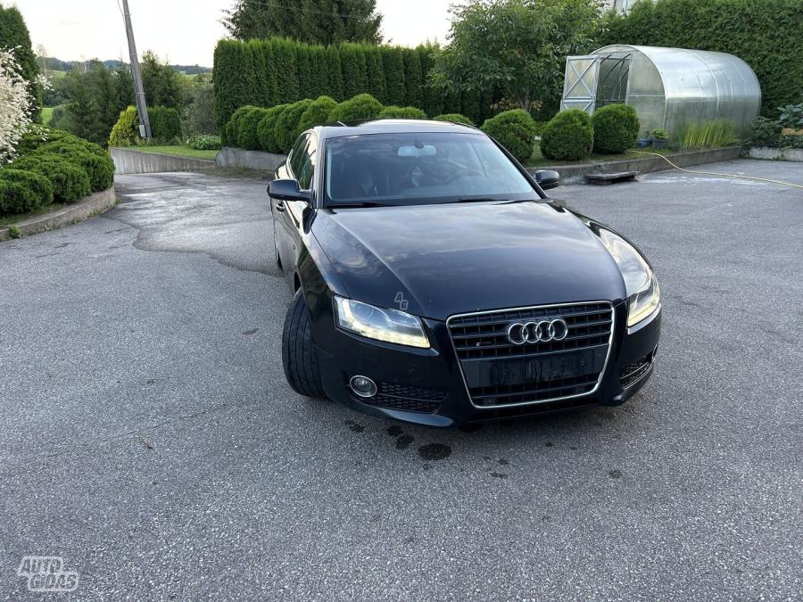 Black Audi A5 Sportback 2010 in Siauliai, with an engine capacity of 2.70 L and mileage of 305 thousand km for 6700 €, photo 6 on AUTOMOTO.COM.LV