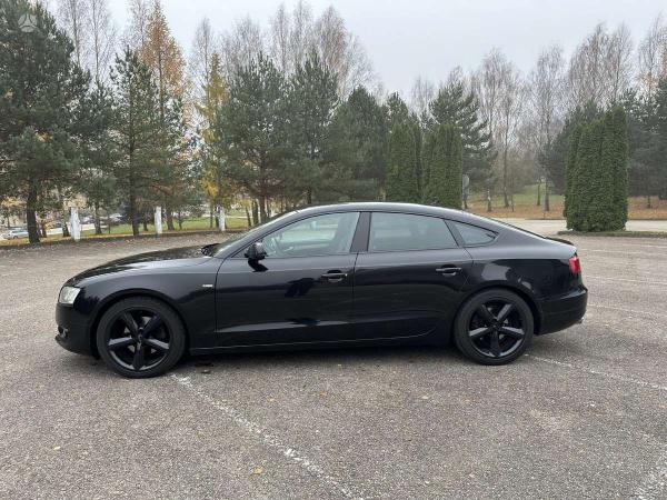 Black Audi A5 Sportback 2010 in Alytus, with an engine capacity of 2.00 L and mileage of 319 thousand km for 7900 €, photo 6 on AUTOMOTO.COM.LV