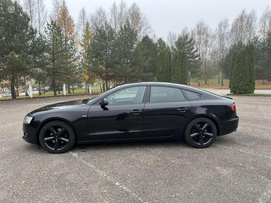 Black Audi A5 Sportback 2010 in Alytus, with an engine capacity of 2.00 L and mileage of 319 thousand km for 7900 €, photo 6 on AUTOMOTO.COM.LV