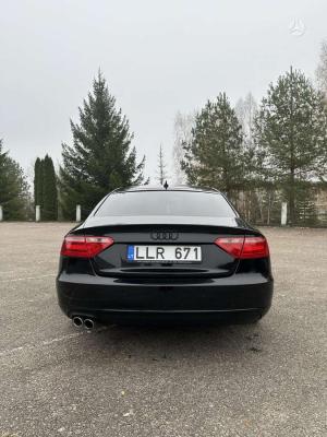 Black Audi A5 Sportback 2010 in Alytus, with an engine capacity of 2.00 L and mileage of 319 thousand km for 7900 €, photo 9 on AUTOMOTO.COM.LV