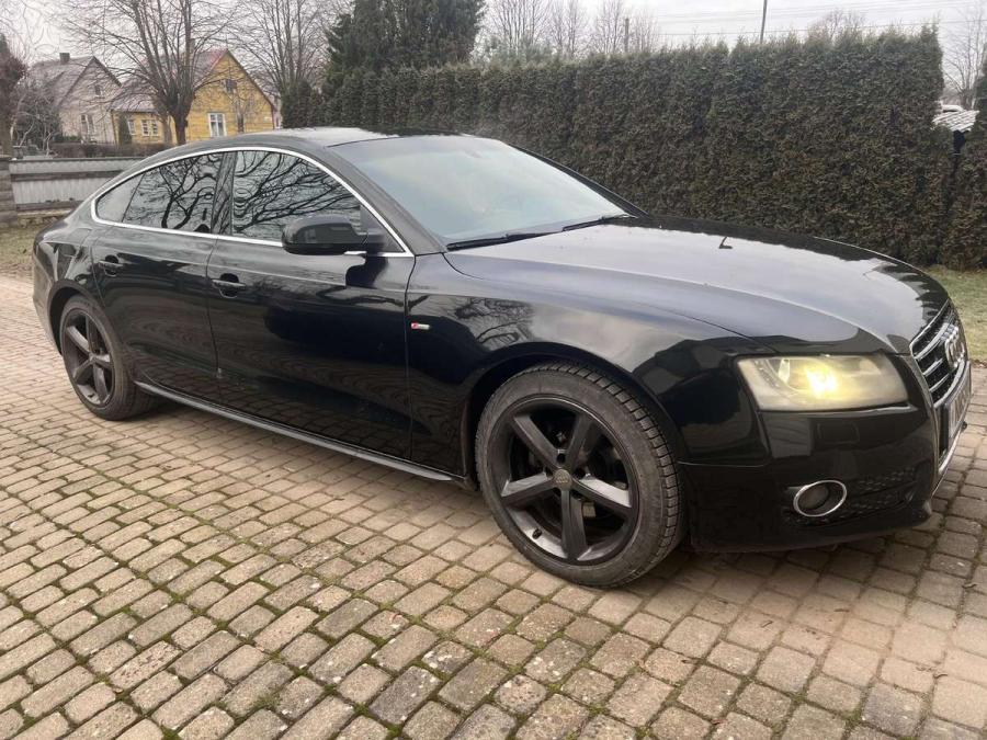 Melns Audi A5 Sportback 2010 Ukmergė, ar dzinēja tilpumu 1.97 L un nobraukumu 319 tūkst. km par 4400 €, foto 5 vietnē AUTOMOTO.COM.LV