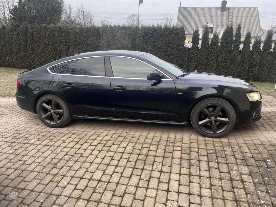 Melns Audi A5 Sportback 2010 Ukmergė, ar dzinēja tilpumu 1.97 L un nobraukumu 319 tūkst. km par 4400 €, foto 6 vietnē AUTOMOTO.COM.LV