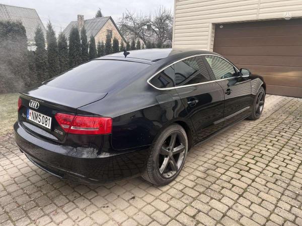 Melns Audi A5 Sportback 2010 Ukmergė, ar dzinēja tilpumu 1.97 L un nobraukumu 319 tūkst. km par 4400 €, foto 7 vietnē AUTOMOTO.COM.LV
