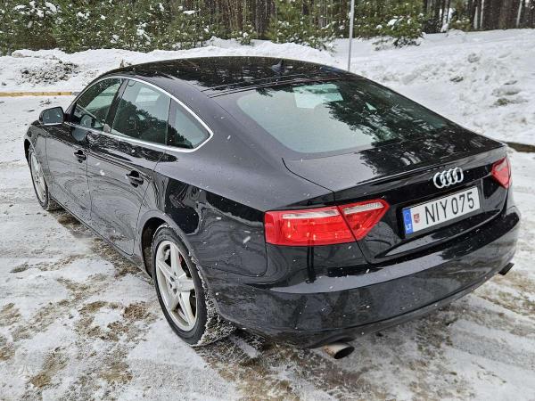 Melns Audi A5 Sportback 2010 Ignalina, ar dzinēja tilpumu 1.98 L un nobraukumu 220 tūkst. km par 4999 €, foto 2 vietnē AUTOMOTO.COM.LV
