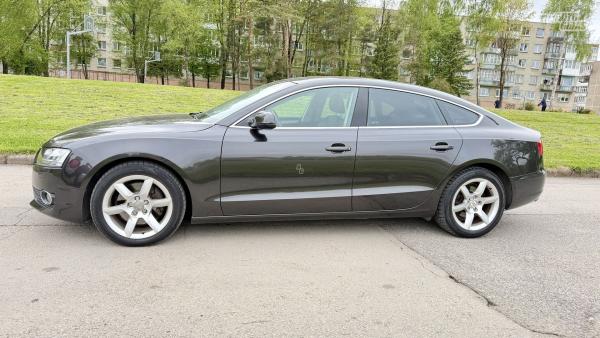 Melns Audi A5 Sportback 2010 Klaipėda, ar dzinēja tilpumu 2.70 L un nobraukumu 320 tūkst. km par 6800 €, foto 2 vietnē AUTOMOTO.COM.LV