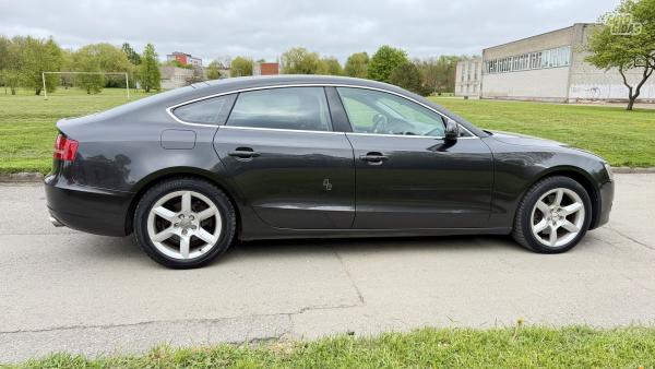 Melns Audi A5 Sportback 2010 Klaipėda, ar dzinēja tilpumu 2.70 L un nobraukumu 320 tūkst. km par 6800 €, foto 6 vietnē AUTOMOTO.COM.LV