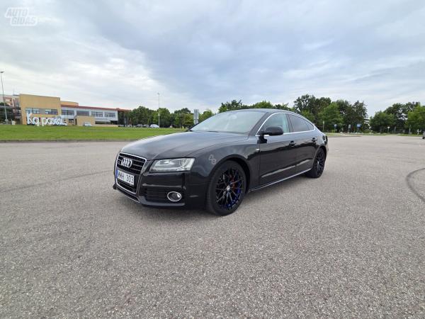 Melns Audi A5 Sportback 2010 Kauņa, ar dzinēja tilpumu 3.00 L un nobraukumu 360 tūkst. km par 7400 €, foto 1 vietnē AUTOMOTO.COM.LV