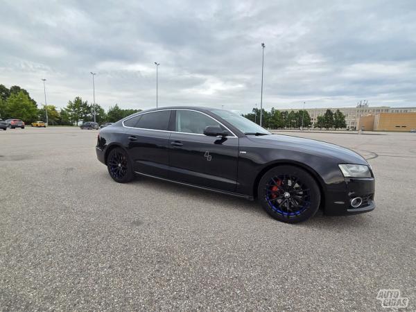 Melns Audi A5 Sportback 2010 Kauņa, ar dzinēja tilpumu 3.00 L un nobraukumu 360 tūkst. km par 7400 €, foto 3 vietnē AUTOMOTO.COM.LV