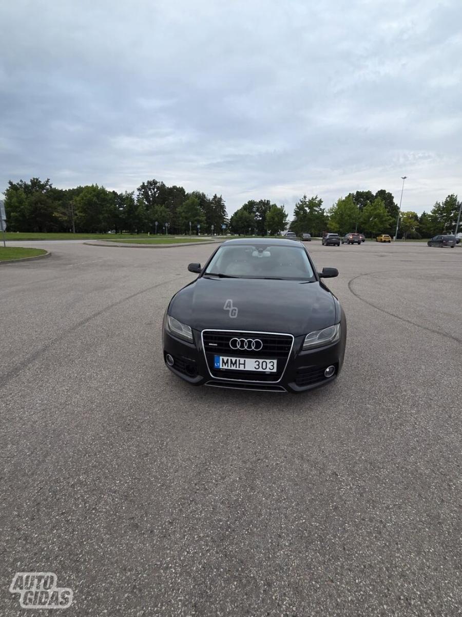 Black Audi A5 Sportback 2010 in Kaunas, with an engine capacity of 3.00 L and mileage of 360 thousand km for 7400 €, photo 7 on AUTOMOTO.COM.LV