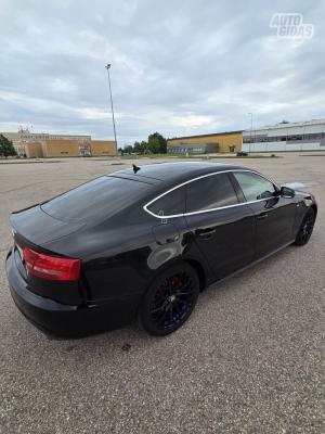 Black Audi A5 Sportback 2010 in Kaunas, with an engine capacity of 3.00 L and mileage of 360 thousand km for 7400 €, photo 17 on AUTOMOTO.COM.LV