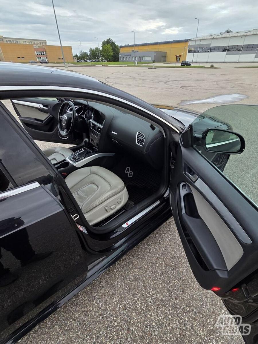 Black Audi A5 Sportback 2010 in Kaunas, with an engine capacity of 3.00 L and mileage of 360 thousand km for 7400 €, photo 24 on AUTOMOTO.COM.LV