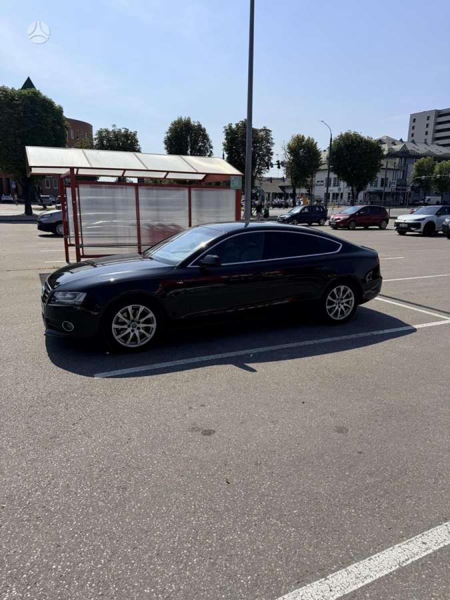 Melns Audi A5 Sportback 2010 Kauņa, ar dzinēja tilpumu 2.70 L un nobraukumu 289 tūkst. km par 6950 €, foto 3 vietnē AUTOMOTO.COM.LV