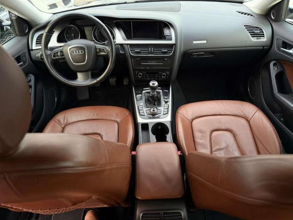 Черный Ауди A5 Sportback 2010 в Паневежис, объемом двигателя 1.97 л и пробегом 461 тыс. км за 5300 €, фото 9 на AUTOMOTO.COM.LV