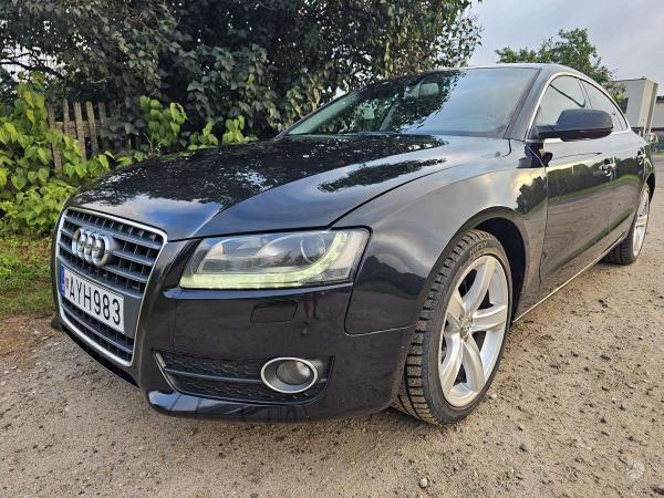 Black Audi A5 Sportback 2010 in Kaunas, with an engine capacity of 2.00 L and mileage of 174 thousand km for 5450 €, photo 10 on AUTOMOTO.COM.LV