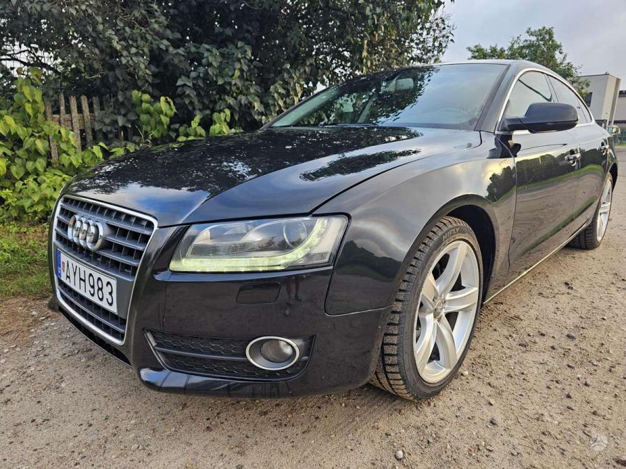 Черный Ауди A5 Sportback 2010 в Каунас, объемом двигателя 2.00 л и пробегом 174 тыс. км за 5450 €, фото 11 на AUTOMOTO.COM.LV